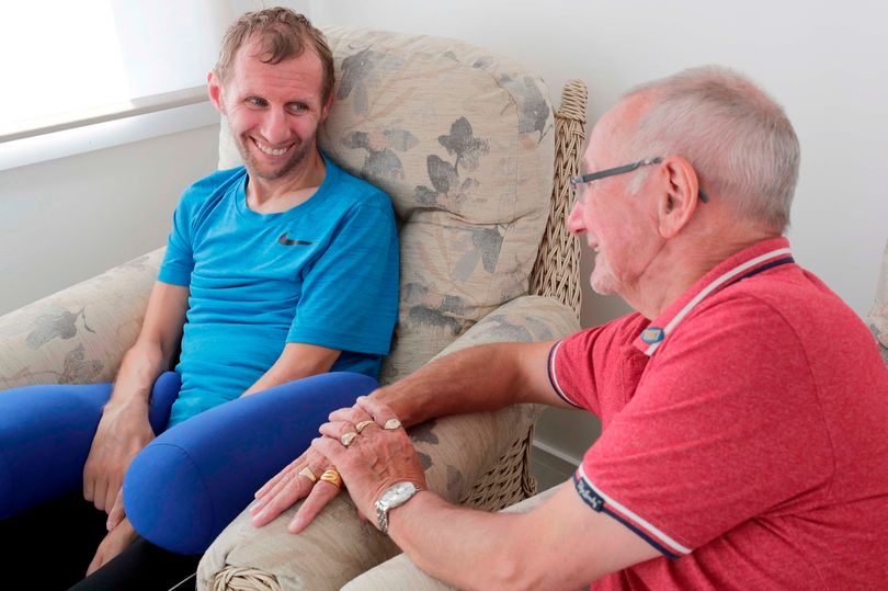 Lewis Moody sent emotional message from Rob Burrow's dad after ...