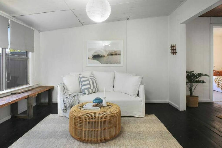 Entry-level buy: 1950s Coledale fibro shack sold under the hammer