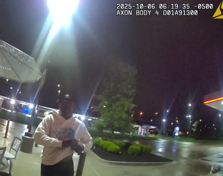 Omaha Police officer shot in head at gas station; suspect in custody