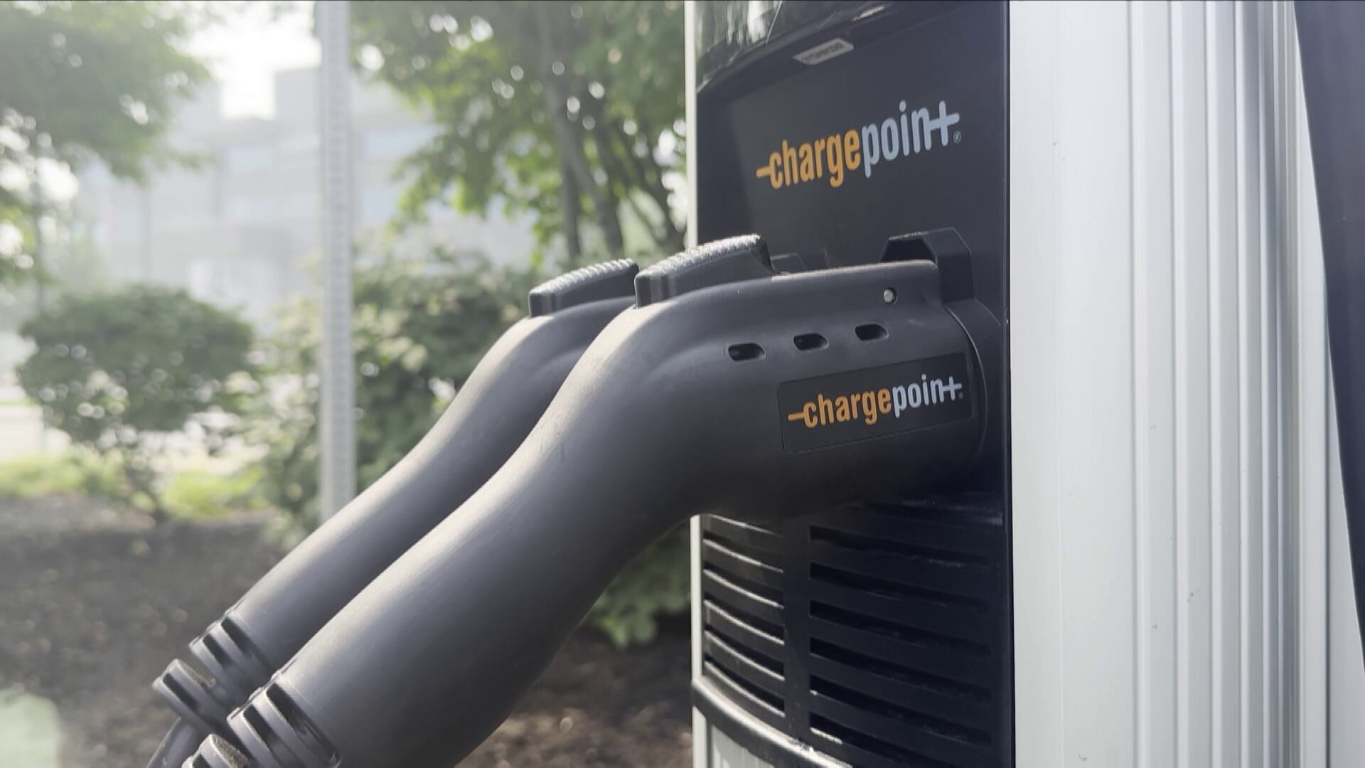 Polis Administration announces increased incentives for electric vehicles