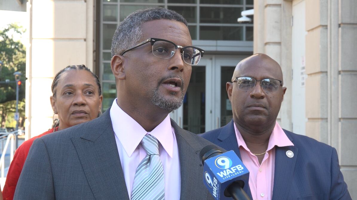 Legislative Black Caucus attempts to boot AG from redistricting case ...