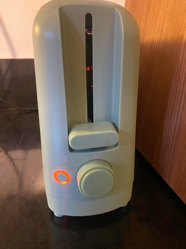 This $25 Amazon Toaster Is A Space Saver In My Small Kitchen — Here's Why