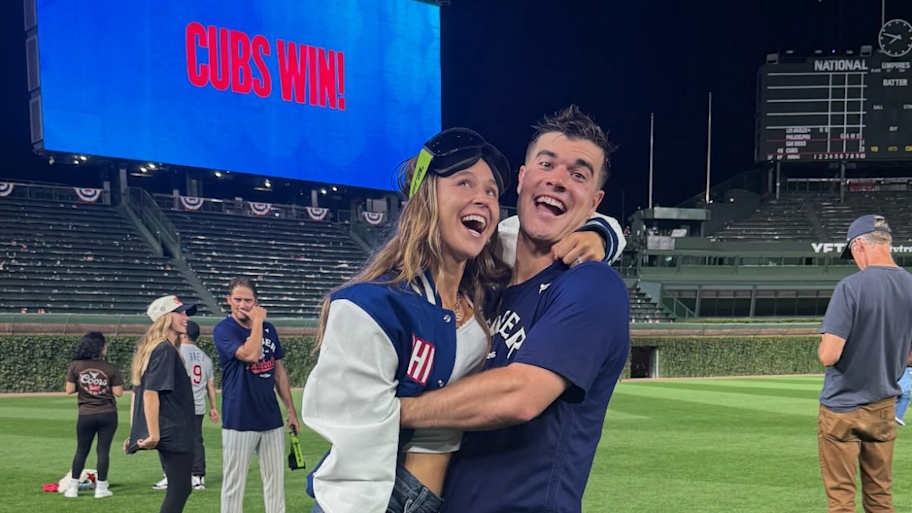 Matt Shaw's wife Danielle flexes pilates selfie with Cubs WAGs before ...