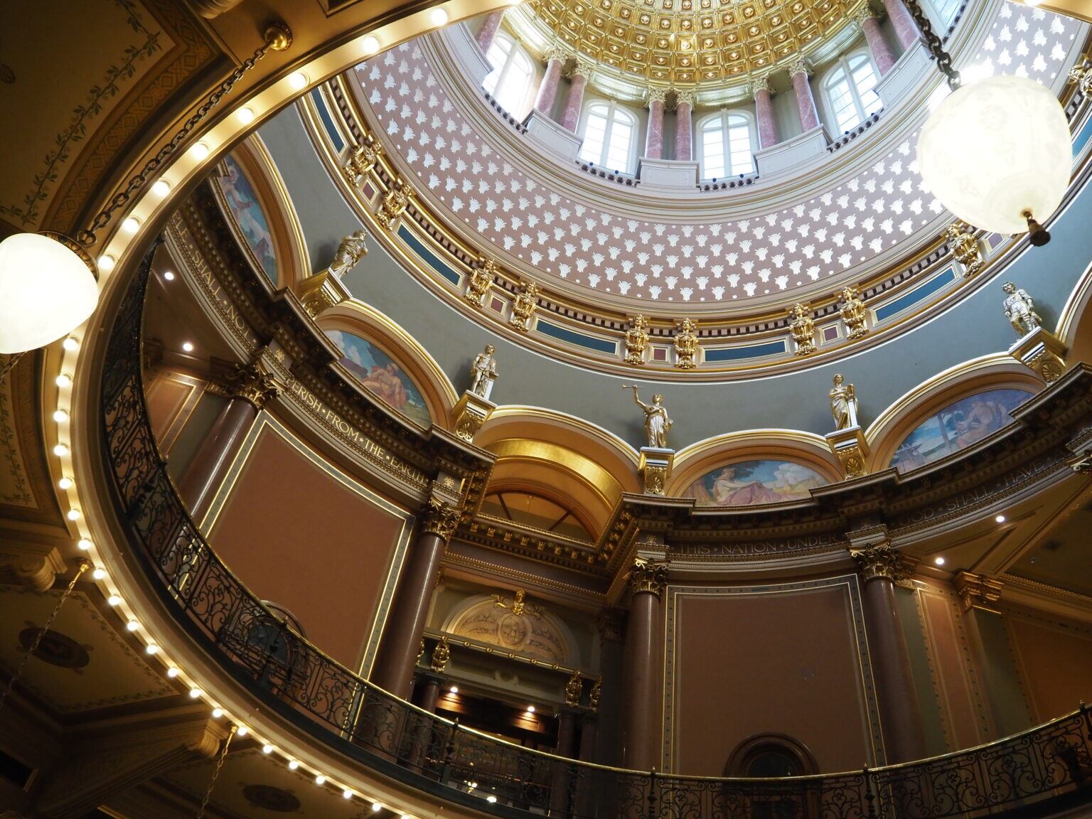 Iowa state revenue fell 8.1% in fiscal year 2025, nonpartisan agency ...