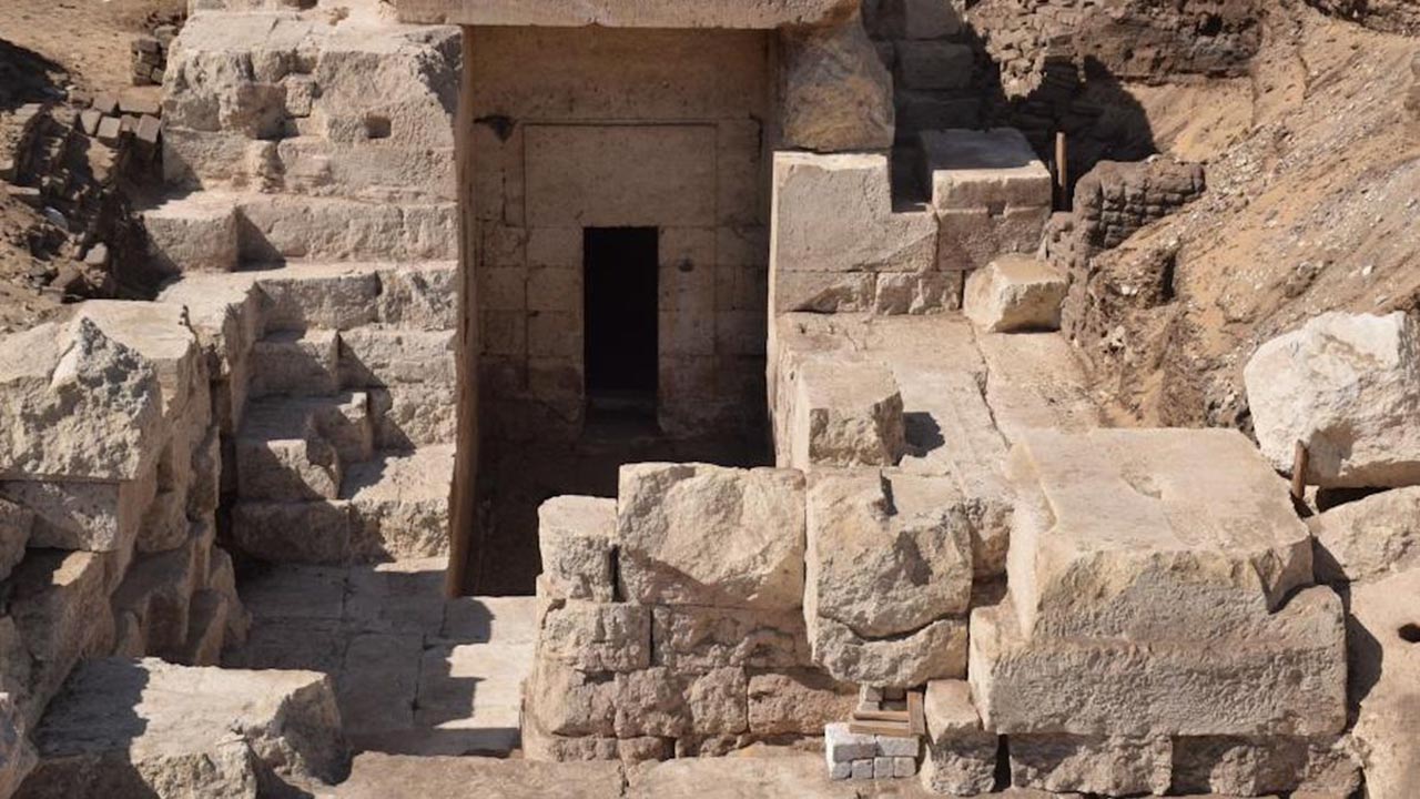 Archeologists Discover Long-Lost Temple Embedded in Remote Cliff Face
