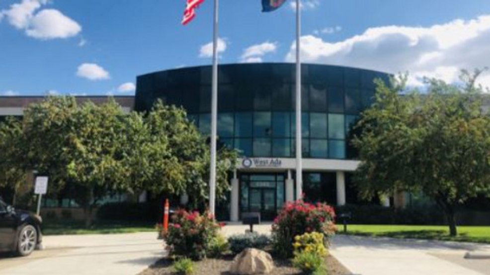 WASD reports temporary lockdown on two schools and service center lifted