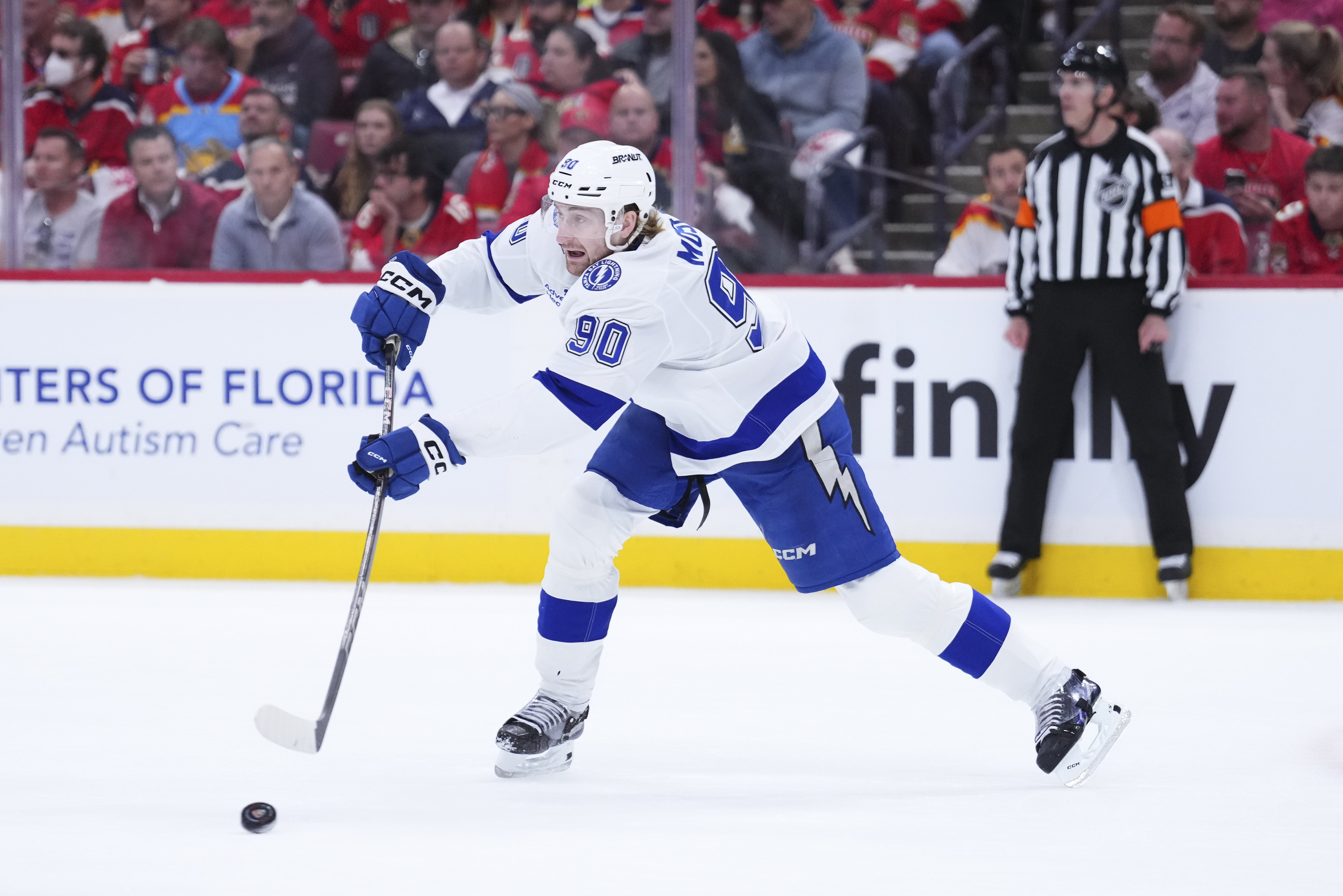 Lightning’s J.J. Moser suspended two games for boarding