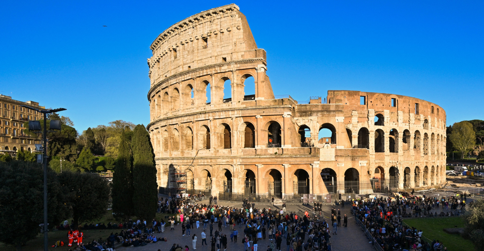 Why did ancient Rome’s buildings fall to ruin?