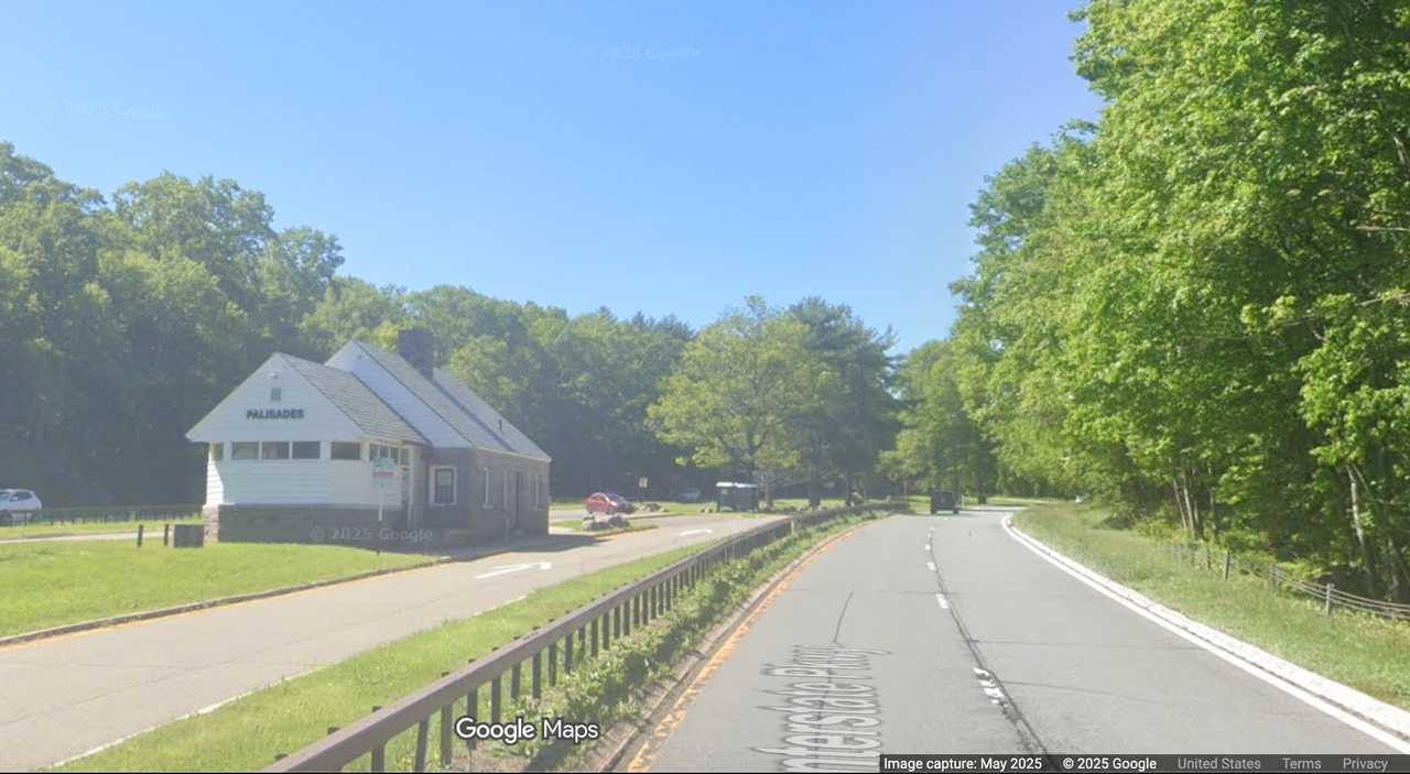 BMW Driver Killed After Trying To Pass Jeep Using Visitor Center ...