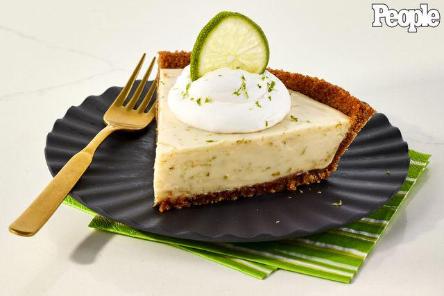 Alex Guarnaschelli Shares Her Key Lime Pie That 'Always Has a Place at ...