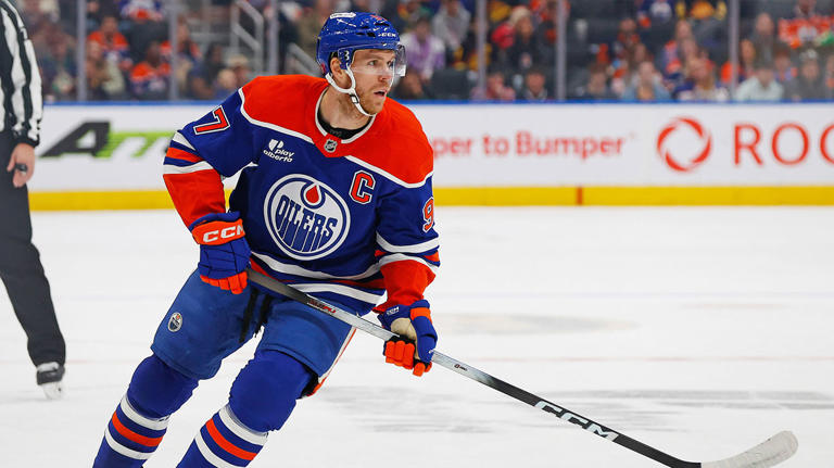 Oilers, Connor McDavid agree to $25 million contract extension