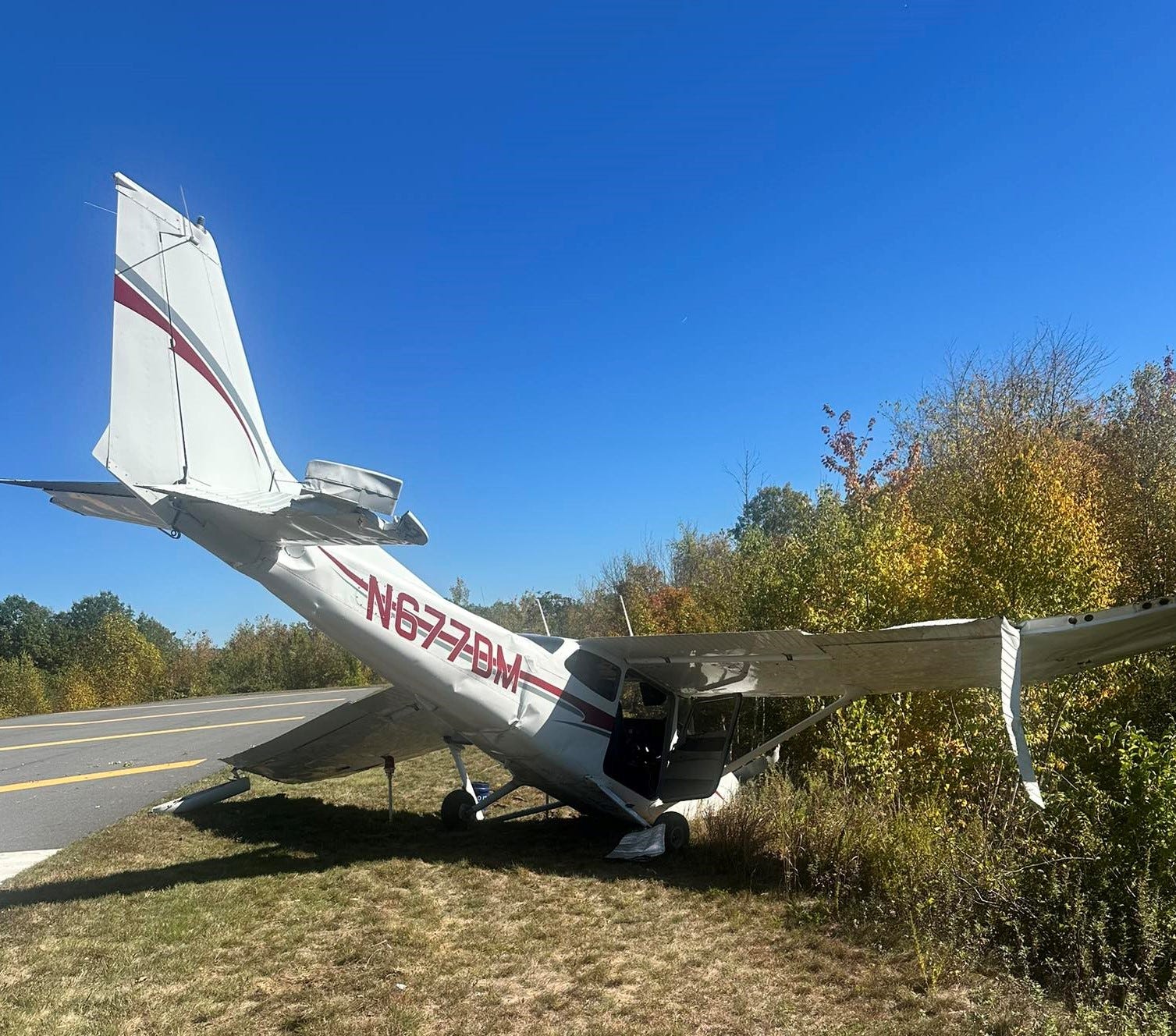 No injuries reported in small plane crash in West Milford