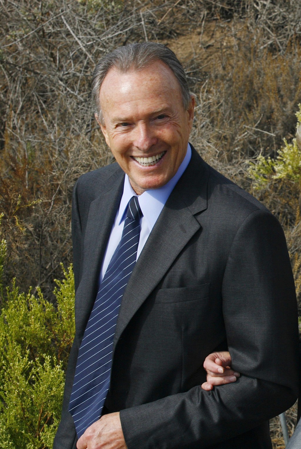 Richest US real estate baron disowns son in savage 12-word statement ...