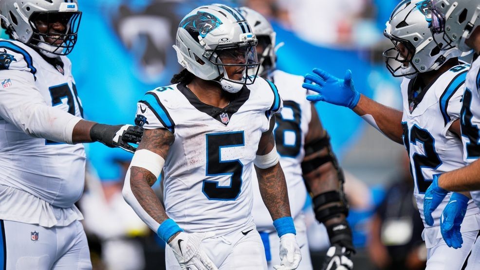 Dowdle's big running game may help Panthers forge identity