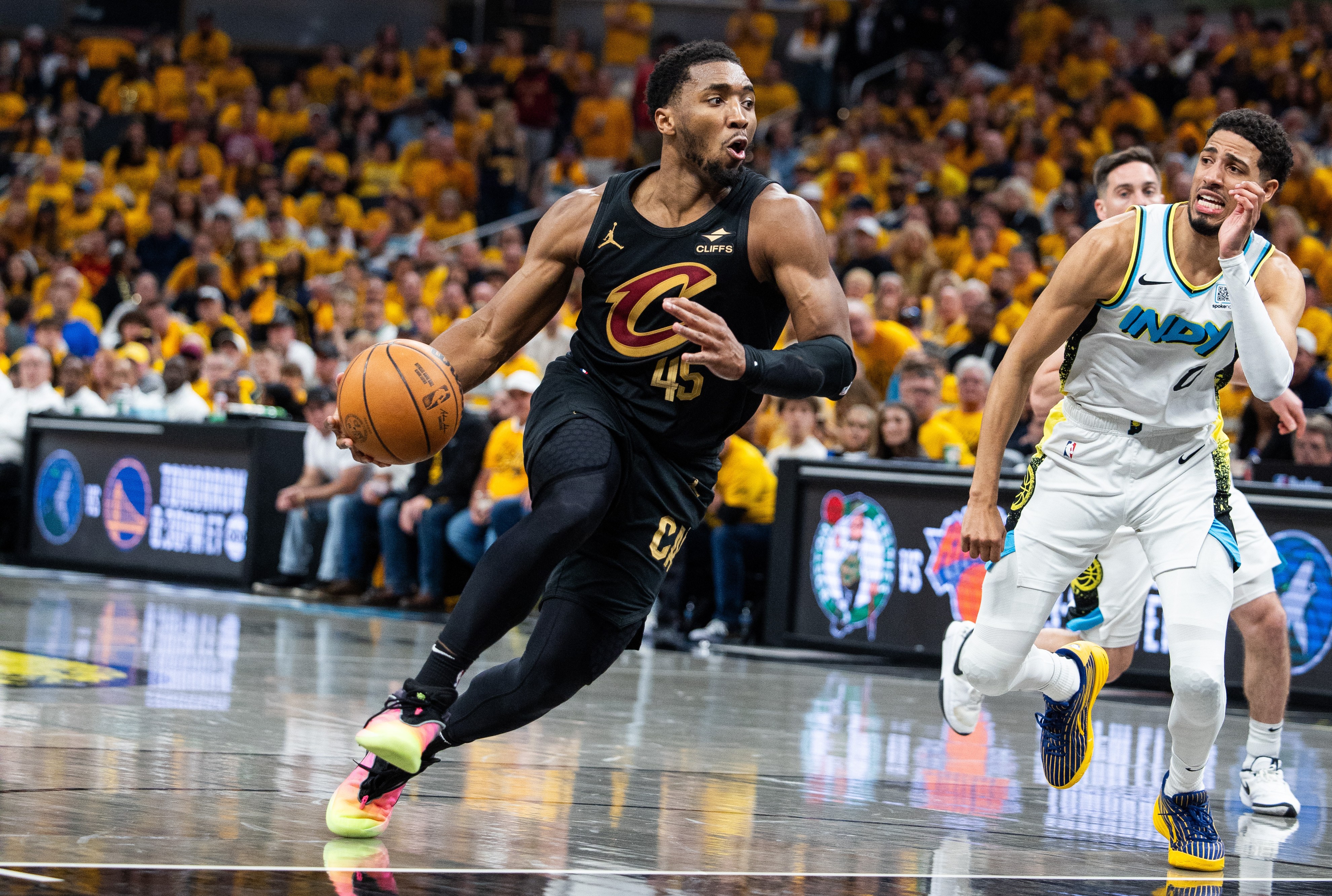 How to watch Cavs vs. Hawks