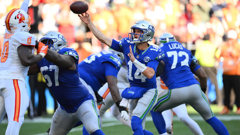 Seahawks’ Sam Darnold admits ‘bad quarterback play’ on back-breaking ...