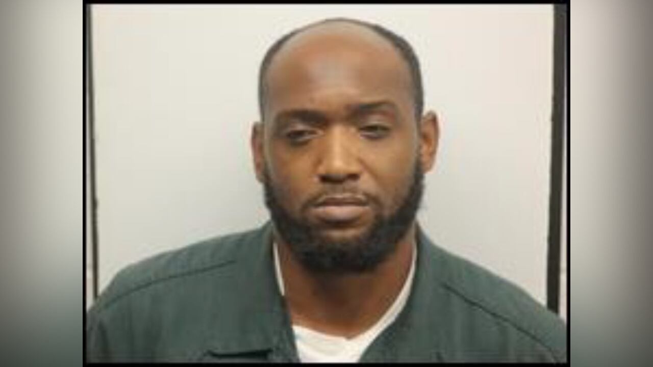 A 15-year-old girl vanished more than a year ago; she was just rescued ...