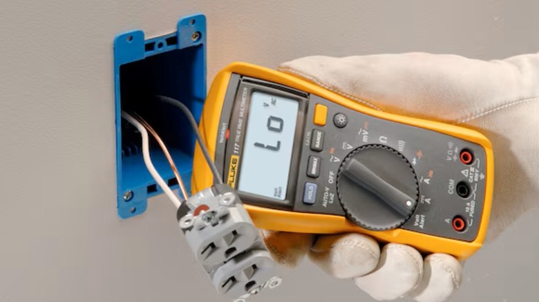 Popular Multimeter Brands Ranked Worst To Best (According To Reviews)