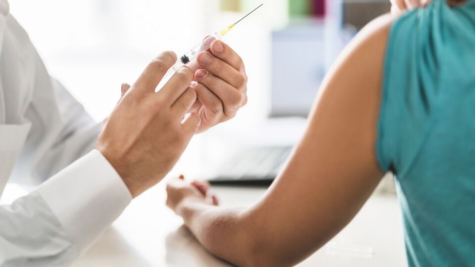 New CDC guidelines: COVID-19 vaccine based on individual risk, toddlers ...