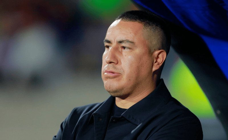 La gota que derramó el vaso: La reacción de Efraín Juárez al ver el gol ...