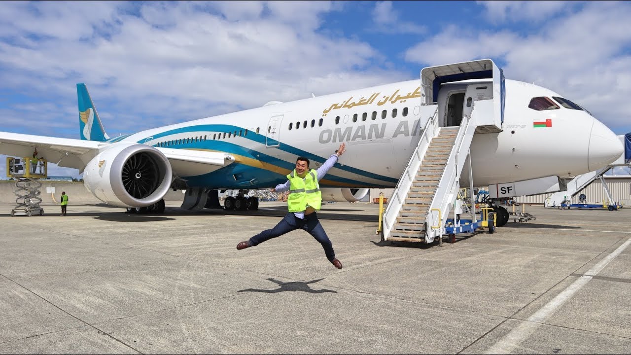 Discover Oman Air's B787-9 Luxury