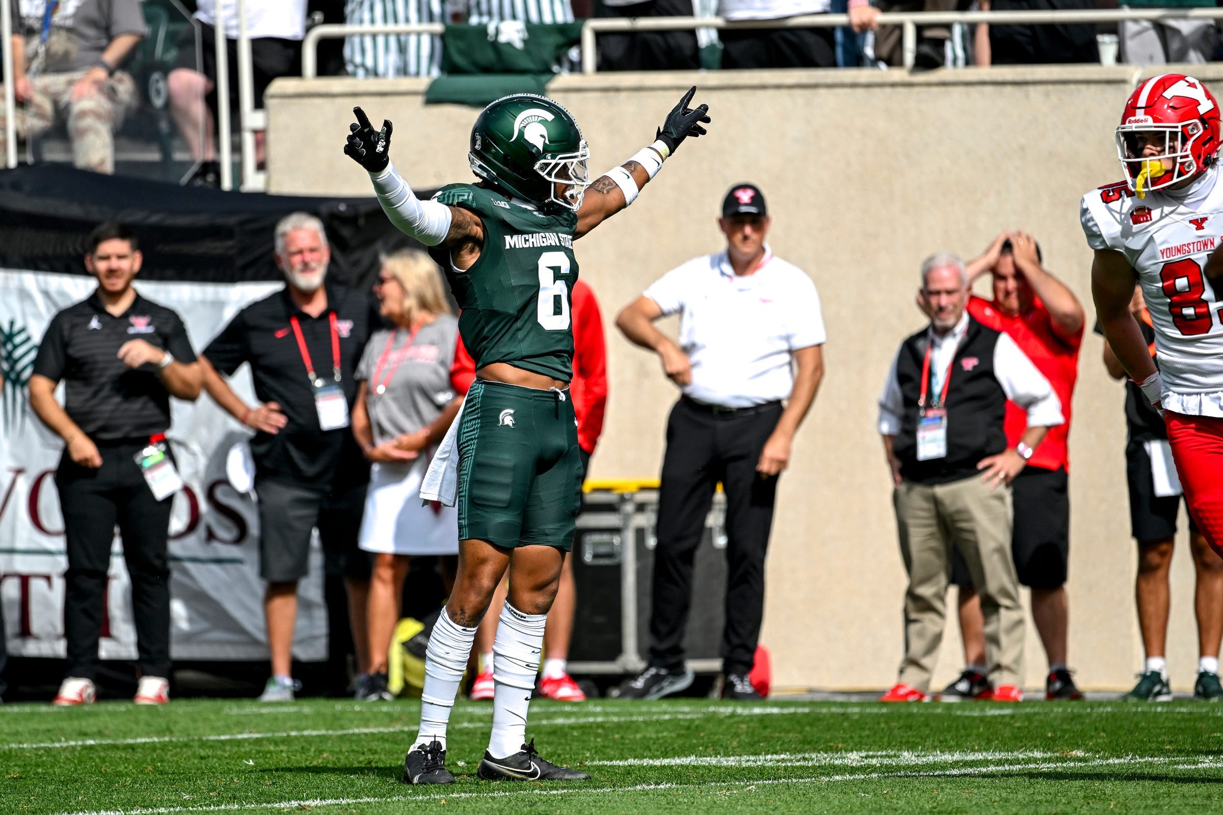 Michigan State football defensive back to enter transfer portal