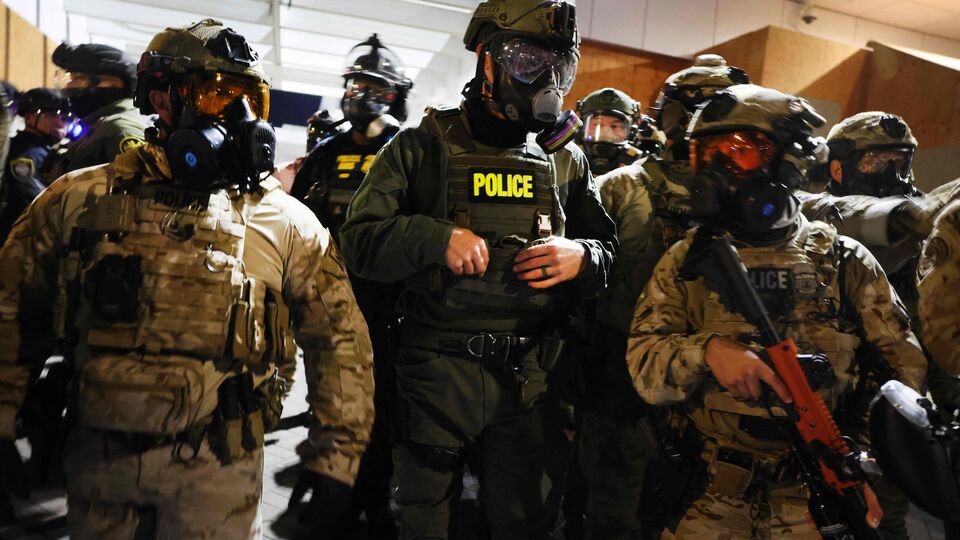 Donald Trump cites ‘burning hell hole’ Portland, vows to defy courts on ...