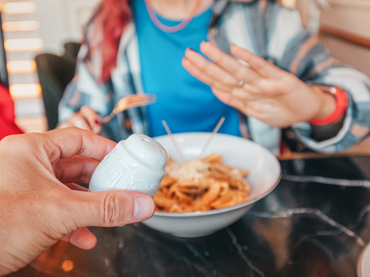 7 everyday habits that are slowly damaging your kidneys