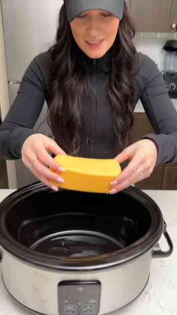 The easiest crockpot mac and cheese recipe perfectly cheesy every time