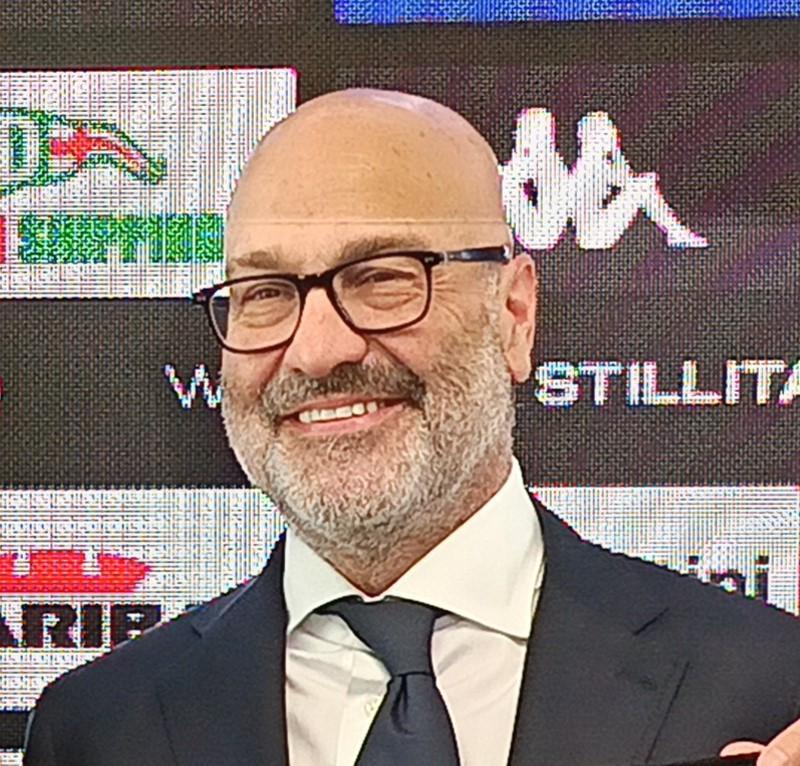 Il presidente blinda mister Luca D’Angelo. Stillitano: "Insieme ...