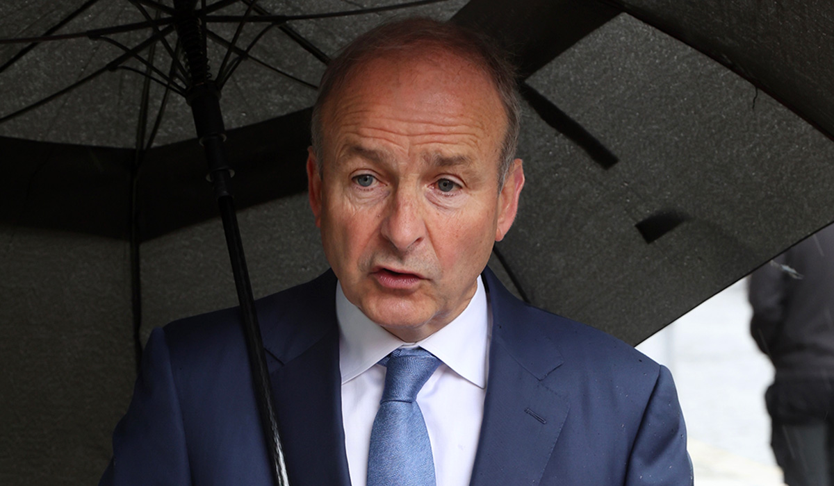 Martin hits the phones to save leadership as he ‘blames Gavin for ...