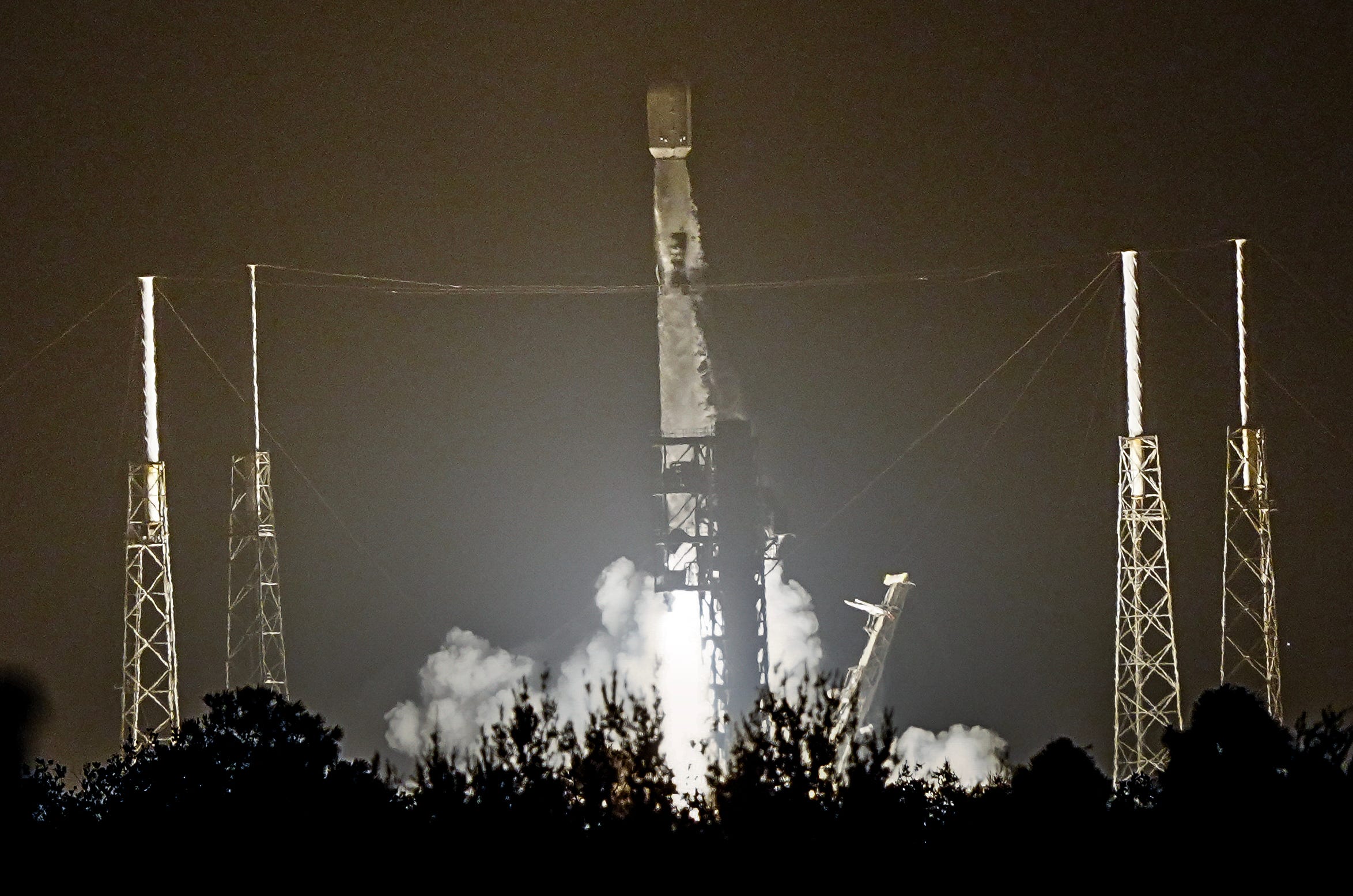 After Starship launch in Texas, SpaceX targets Thursday for Falcon 9 ...