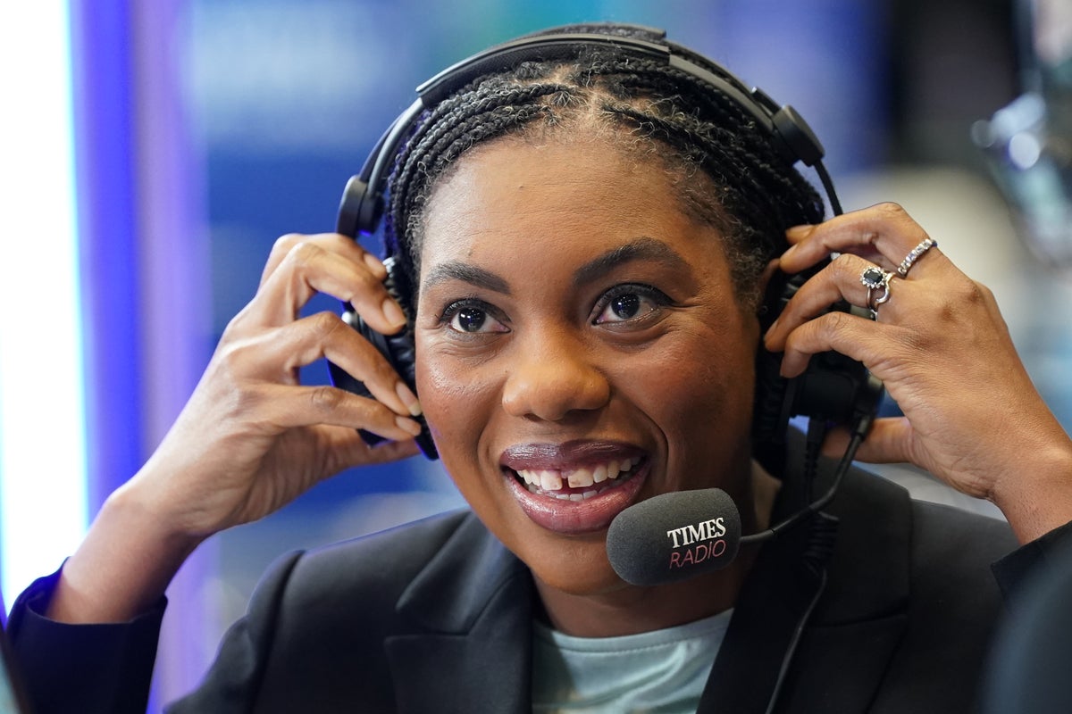 Tories mocked over misspelling ‘Britain’ on chocolate bar at party ...