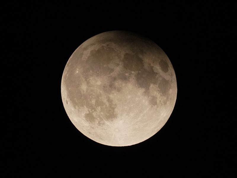First of three “Supermoons” to rise over Utah this evening