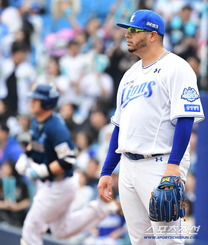 A home run with a broken bone? Do you have this kind of power ...