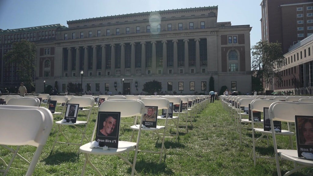 Hundreds of empty chairs line Columbia's Butler Lawn, symbolizing ...