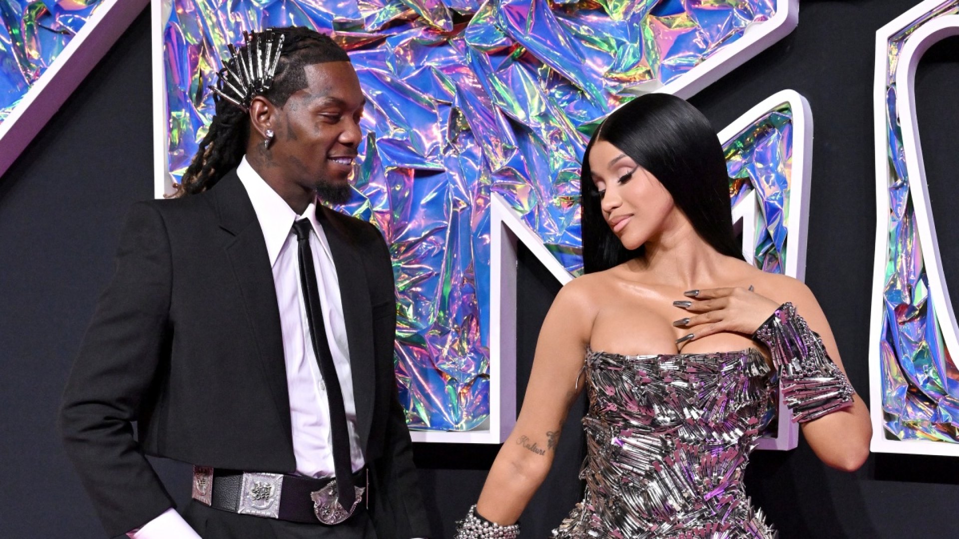 Cardi B Recalls the 'Love Dying' in Her Marriage to Offset While Pregnant