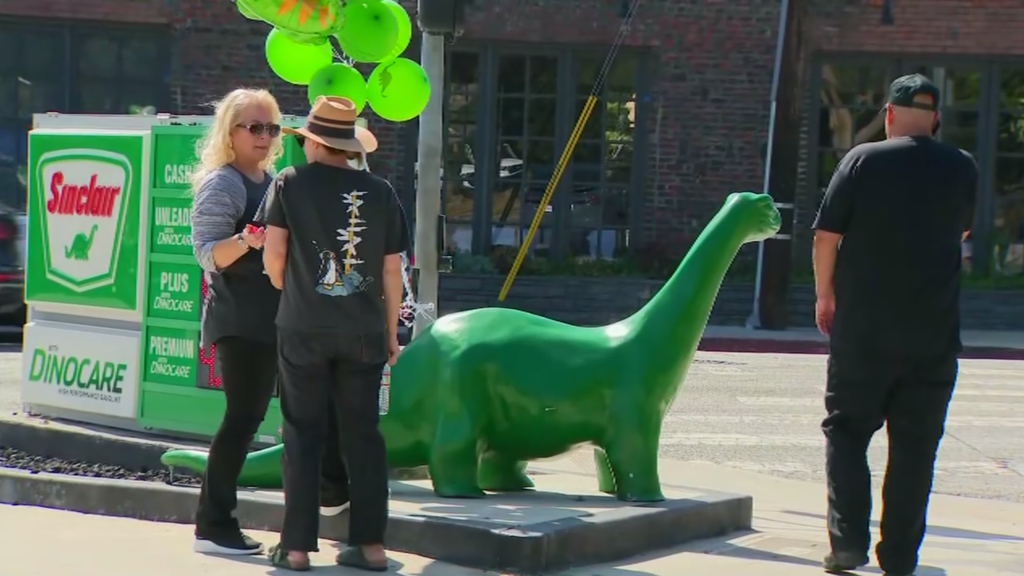 Beloved dinosaur returned to Brentwood gas station after it was stolen ...