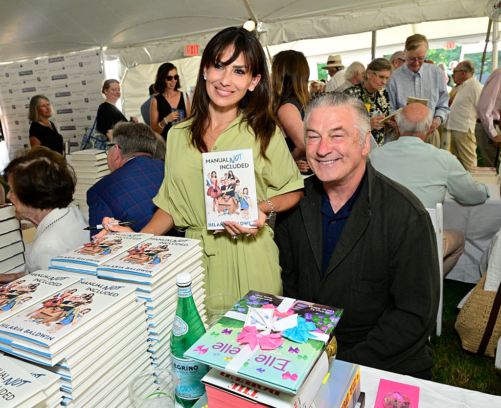 Hilaria Baldwin Explains Why She Wasn't Wearing Her Wedding Ring Amid ...