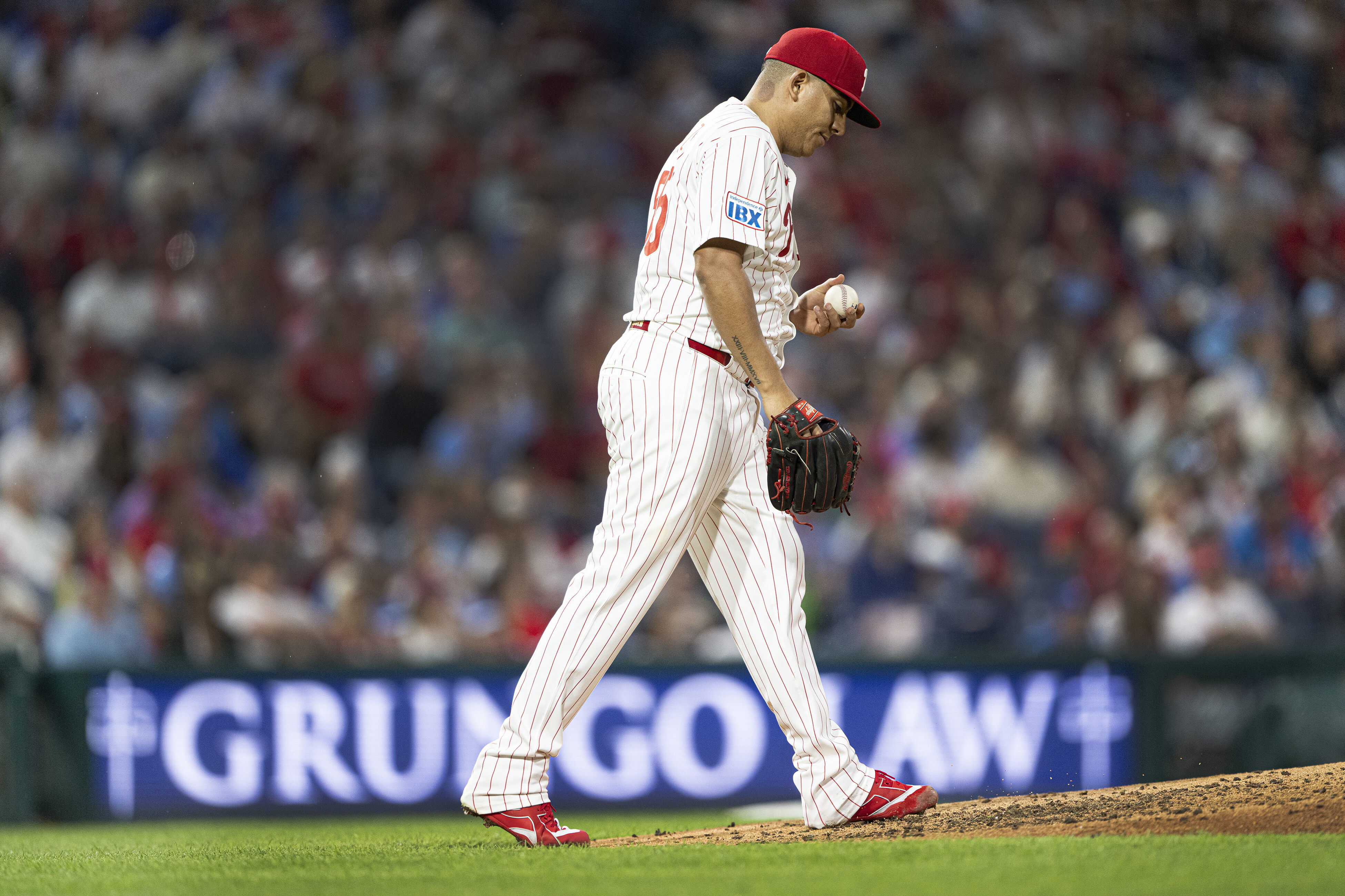 Phillies-Dodgers: Big-money bats go quiet in Game 2 loss; Aaron Nola ...