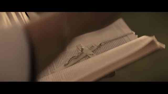 WE BURY THE DEAD Official Trailer (2026) Daisy Ridley, Apocalyptic ...