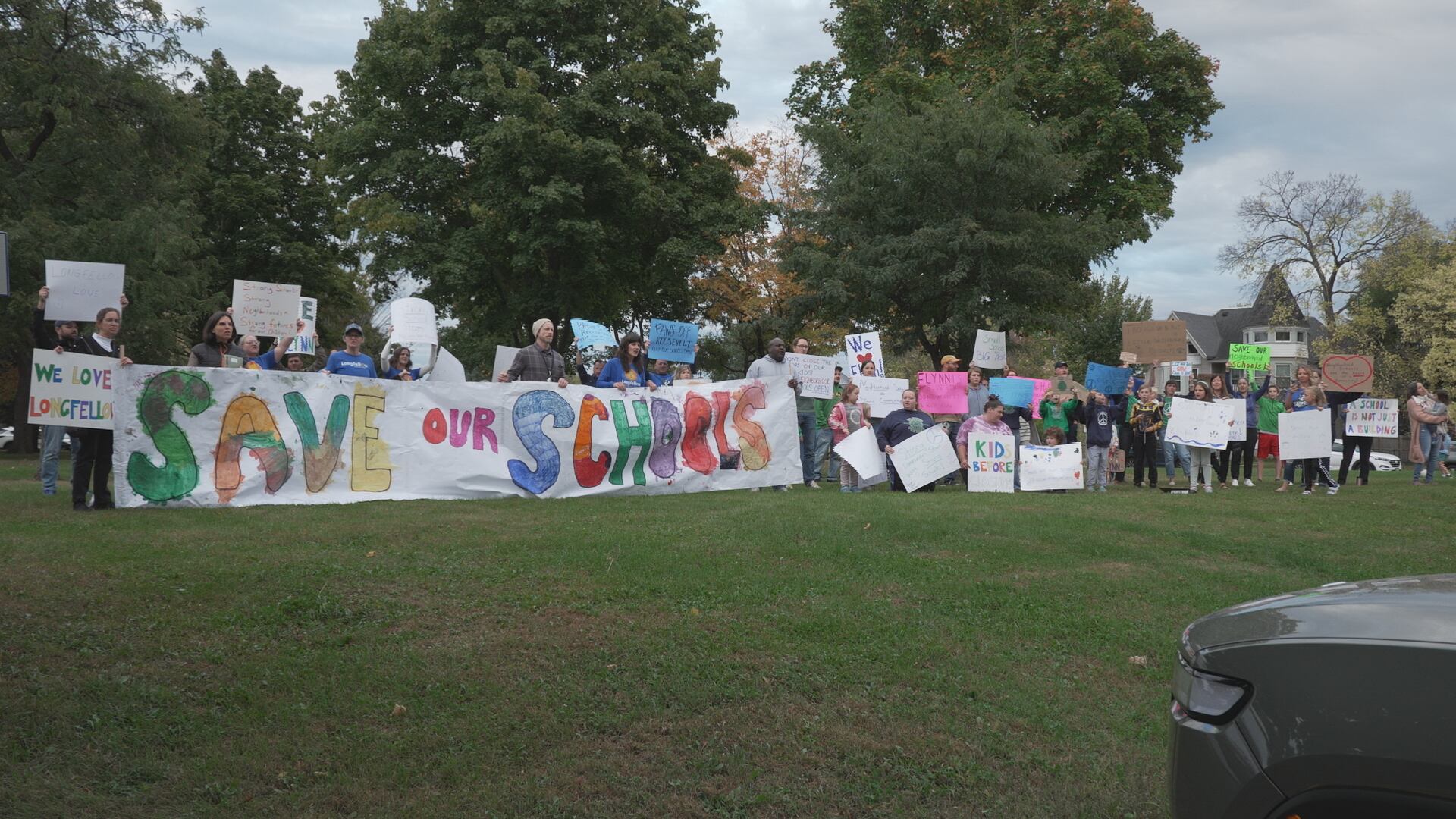 Parents advocate for Elementary Schools in Eau Claire