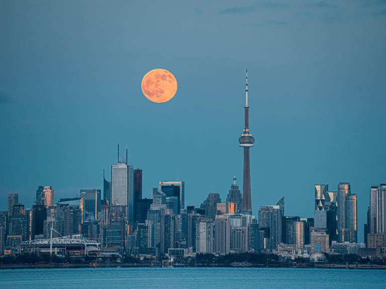 Tonight’s supermoon is just the beginning of an epic celestial line-up