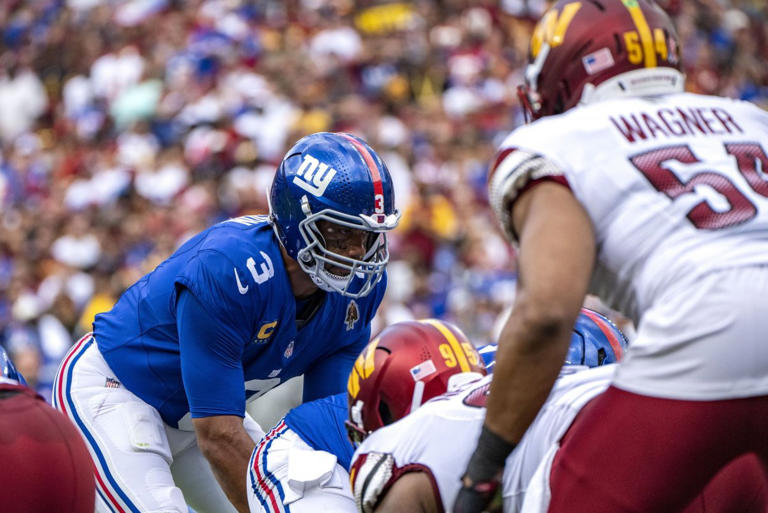N.Y. Giants to bench Russell Wilson, start QB Jaxson Dart vs. Chargers