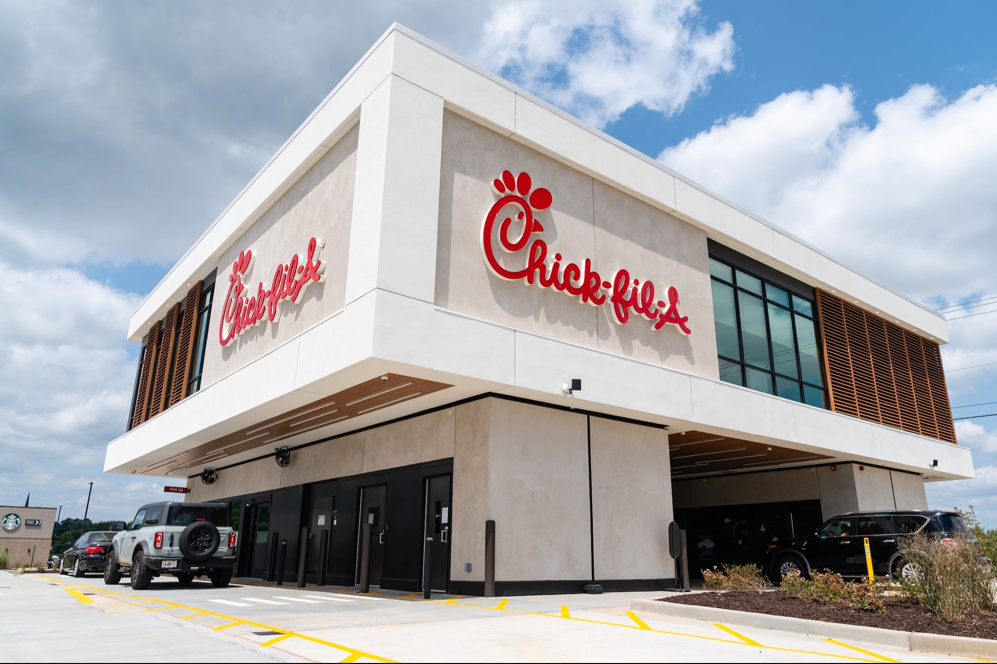 Chick-fil-A Is Opening a 'Beverage-Focused' Standalone Restaurant in a ...