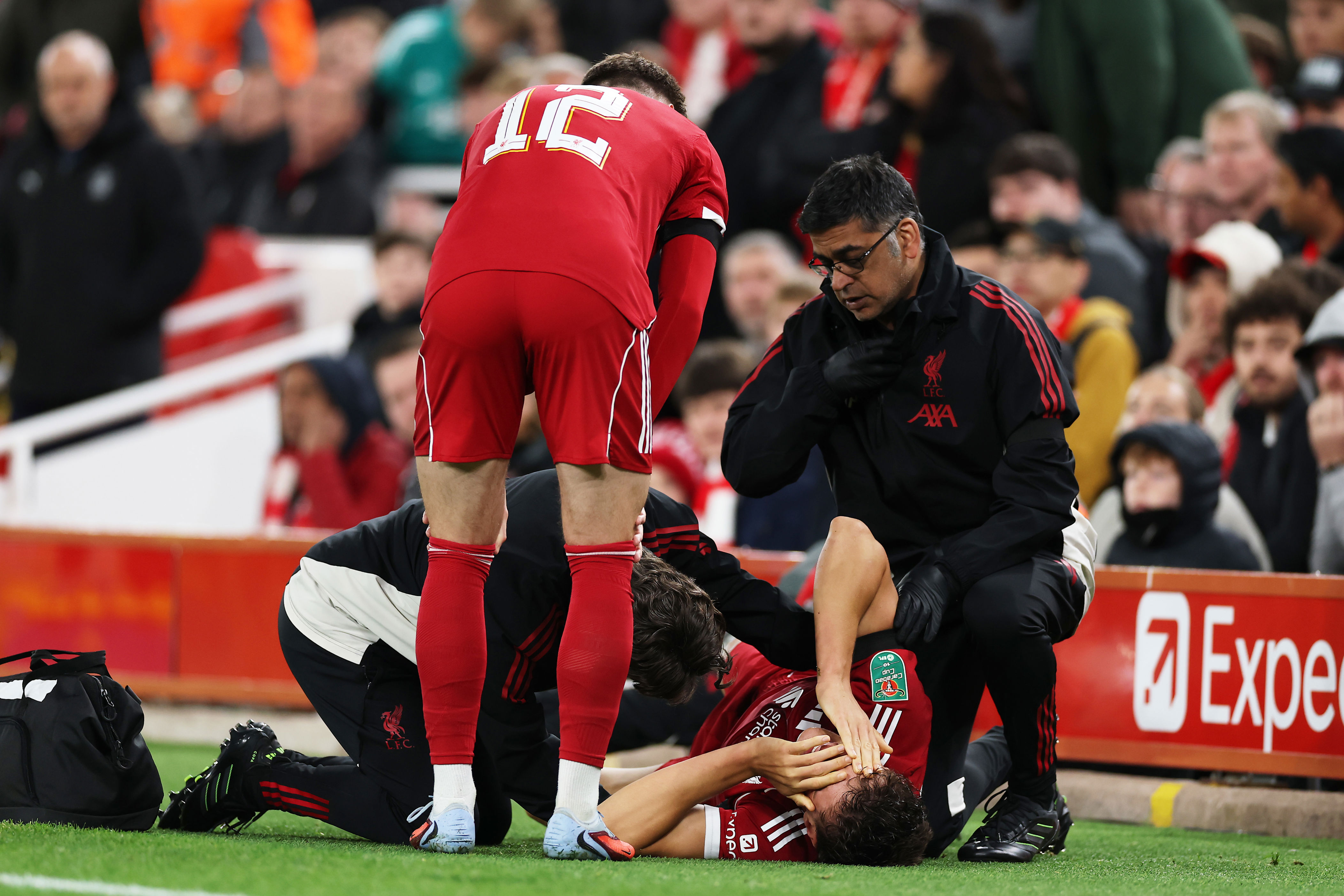 Arne Slot gives Liverpool injury update on Giovanni Leoni and ...