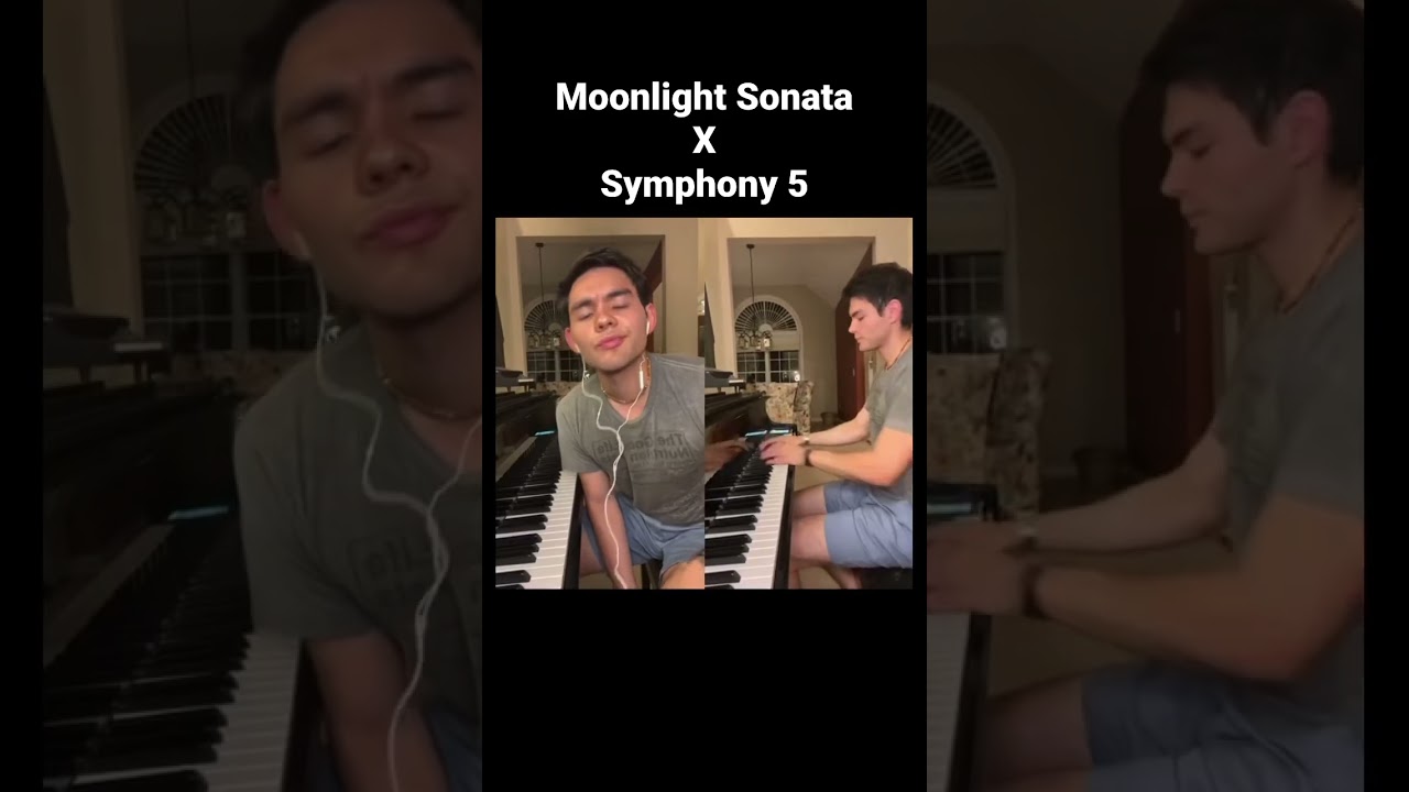 How pianists play with themselves