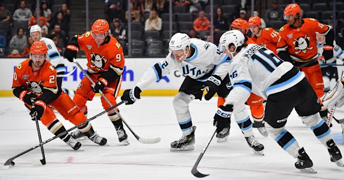 Chris Kreider, now with the Anaheim Ducks, mixes it up with Tij Iginla ...