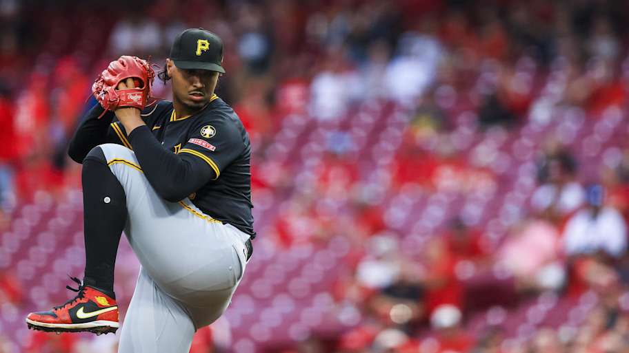 Pirates Pitching Dominates in Win Over Reds