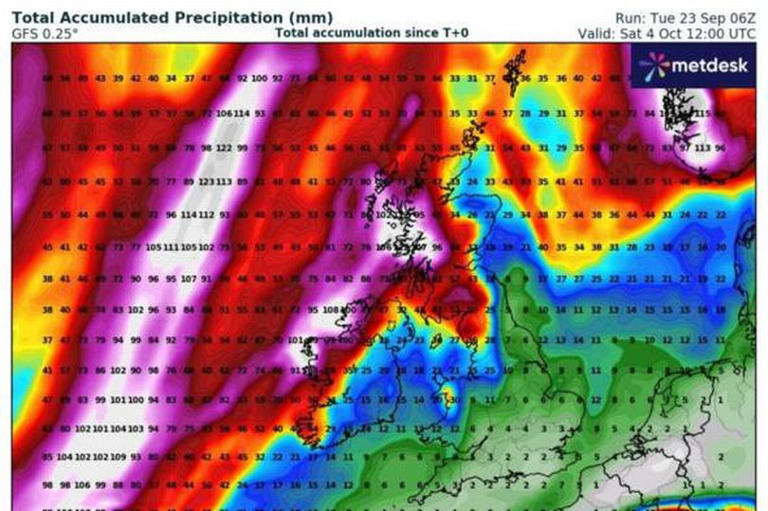 UK weather maps show heavy rain to hit two UK regions as Brits set for ...
